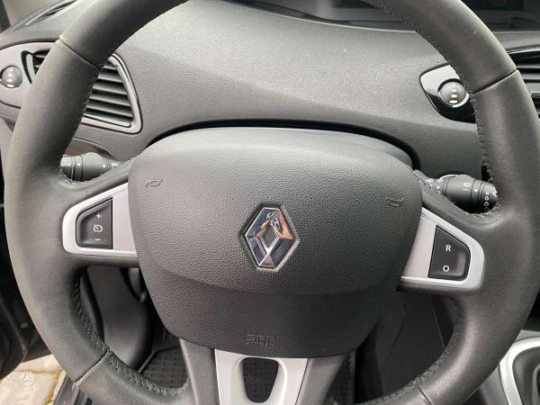 Pelēks Renault Grand Scenic 2012 Raseiniai, ar dzinēja tilpumu 1.60 L un nobraukumu 262 tūkst. km par 4150 €, foto 11 vietnē AUTOMOTO.COM.LV