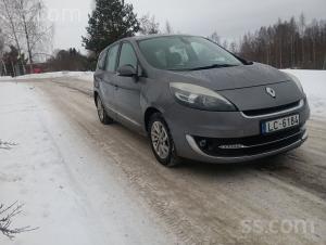 Pelēks Renault Grand Scenic 2012 Valmiera, ar dzinēja tilpumu 1.50 L un nobraukumu 390 tūkst. km par 3300 €, foto 2 vietnē AUTOMOTO.COM.LV