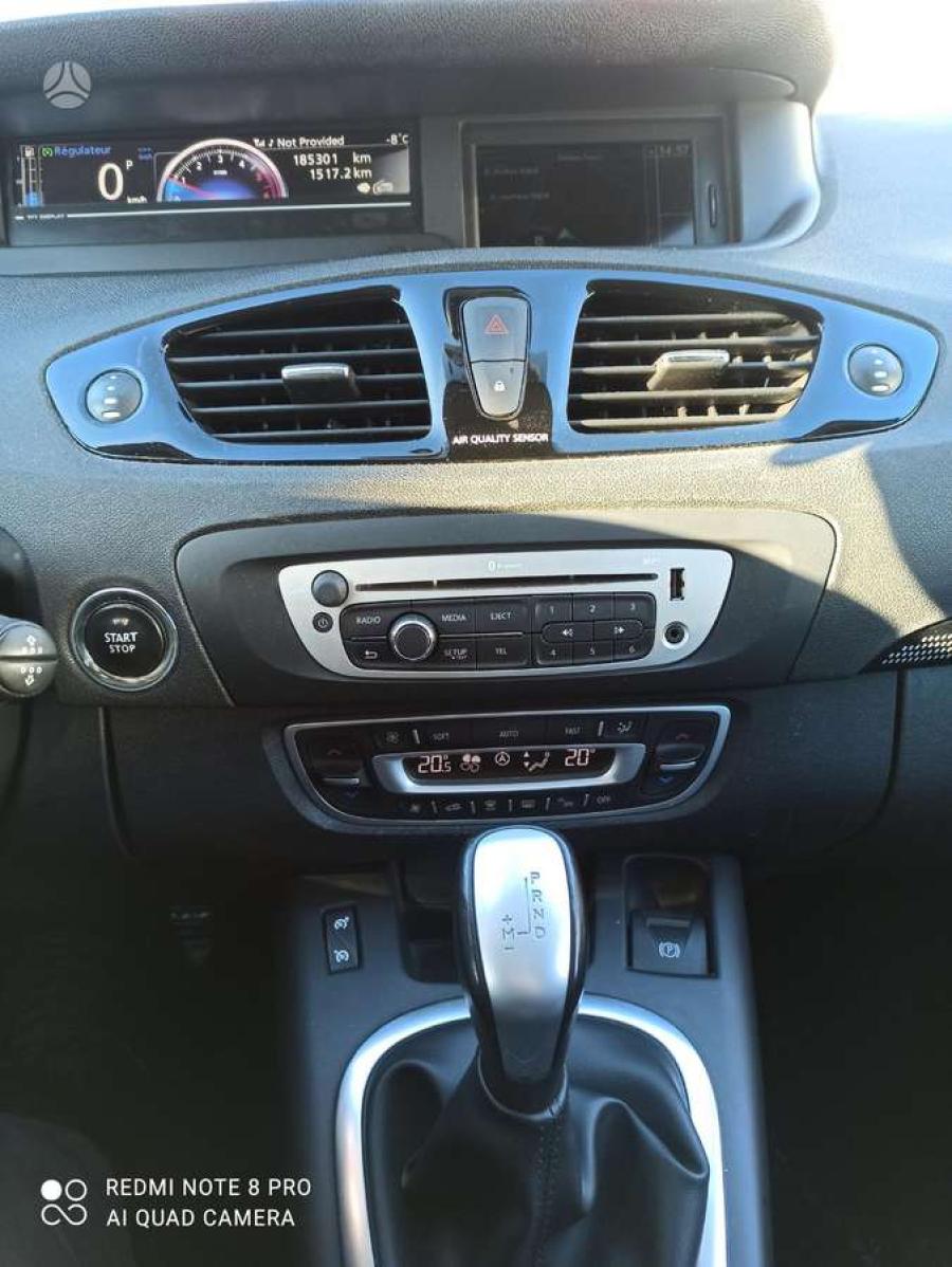 Pelēks Renault Grand Scenic 2012 Tauragė, ar dzinēja tilpumu 1.46 L un nobraukumu 185 tūkst. km par 4200 €, foto 20 vietnē AUTOMOTO.COM.LV