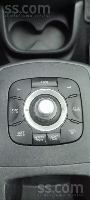 Серый Рено Гранд Сценик 2012 в Рига, объемом двигателя 1.50 л и пробегом 265 тыс. км за 4190 €, фото 9 на AUTOMOTO.COM.LV