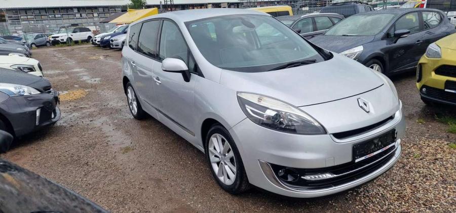 Pelēks Renault Grand Scenic 2012 Kauņa, ar dzinēja tilpumu 1.46 L un nobraukumu 230 tūkst. km par 4150 €, foto 4 vietnē AUTOMOTO.COM.LV