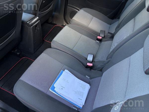 Grey Renault Grand Scenic 2012 in Jelgava, with an engine capacity of 1.60 L and mileage of 198 thousand km for 4750 €, photo 6 on AUTOMOTO.COM.LV