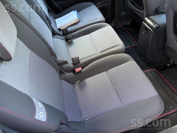 Grey Renault Grand Scenic 2012 in Jelgava, with an engine capacity of 1.60 L and mileage of 198 thousand km for 4750 €, photo 7 on AUTOMOTO.COM.LV