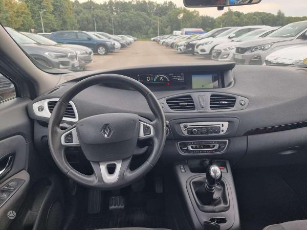 Grey Renault Grand Scenic 2012 in Taurage, with an engine capacity of 1.60 L and mileage of 247 thousand km for 2500 €, photo 8 on AUTOMOTO.COM.LV
