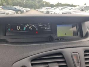 Grey Renault Grand Scenic 2012 in Taurage, with an engine capacity of 1.60 L and mileage of 247 thousand km for 2500 €, photo 11 on AUTOMOTO.COM.LV