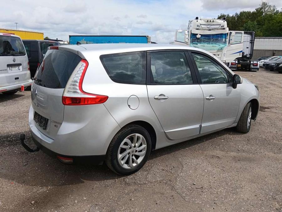 Grey Renault Grand Scenic 2012 in Marijampole, with an engine capacity of 1.46 L and mileage of 276 thousand km for 3500 €, photo 4 on AUTOMOTO.COM.LV