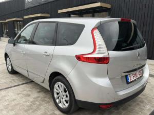 Pelēks Renault Grand Scenic 2012 Šauļi, ar dzinēja tilpumu 1.46 L un nobraukumu 232 tūkst. km par 4250 €, foto 8 vietnē AUTOMOTO.COM.LV