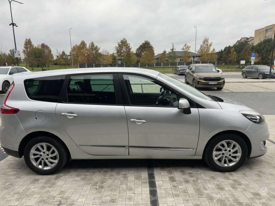 Pelēks Renault Grand Scenic 2012 Šauļi, ar dzinēja tilpumu 1.46 L un nobraukumu 232 tūkst. km par 4250 €, foto 12 vietnē AUTOMOTO.COM.LV