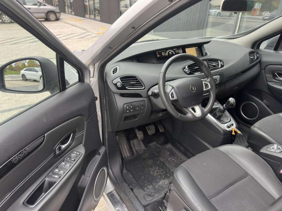 Pelēks Renault Grand Scenic 2012 Šauļi, ar dzinēja tilpumu 1.46 L un nobraukumu 232 tūkst. km par 4250 €, foto 22 vietnē AUTOMOTO.COM.LV
