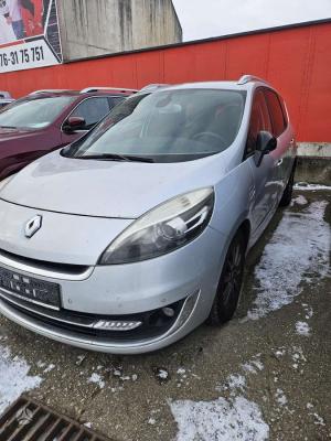 Pelēks Renault Grand Scenic 2013 Anykščiai, ar dzinēja tilpumu 1.60 L un nobraukumu 236 tūkst. km par 3600 €, foto  vietnē AUTOMOTO.COM.LV