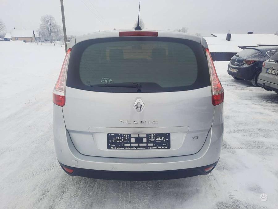 Pelēks Renault Grand Scenic 2013 Alīta, ar dzinēja tilpumu 1.46 L un nobraukumu 216 tūkst. km par 4150 €, foto 5 vietnē AUTOMOTO.COM.LV