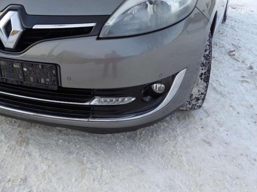Pelēks Renault Grand Scenic 2013 Marijampole, ar dzinēja tilpumu 1.60 L un nobraukumu 251 tūkst. km par 4400 €, foto 7 vietnē AUTOMOTO.COM.LV
