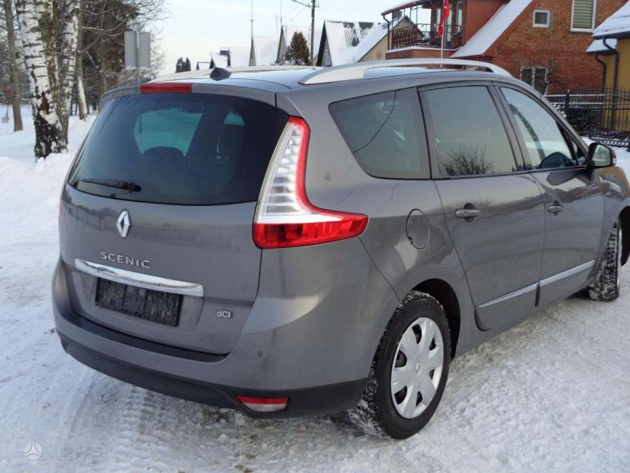Pelēks Renault Grand Scenic 2013 Marijampole, ar dzinēja tilpumu 1.60 L un nobraukumu 251 tūkst. km par 4400 €, foto 8 vietnē AUTOMOTO.COM.LV