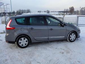Pelēks Renault Grand Scenic 2013 Marijampole, ar dzinēja tilpumu 1.60 L un nobraukumu 251 tūkst. km par 4400 €, foto 10 vietnē AUTOMOTO.COM.LV