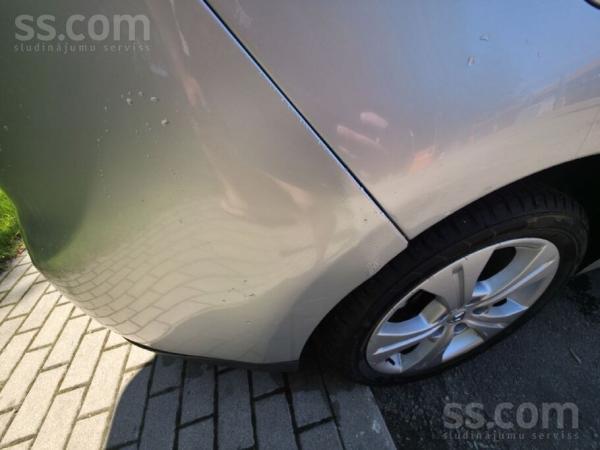 Grey Renault Grand Scenic 2013 in Riga, with an engine capacity of 1.60 L and mileage of 244 thousand km for 3000 €, photo 4 on AUTOMOTO.COM.LV
