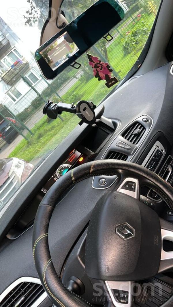 Pelēks Renault Grand Scenic 2013 Rīga, ar dzinēja tilpumu 1.50 L un nobraukumu 219 tūkst. km par 3200 €, foto 5 vietnē AUTOMOTO.COM.LV