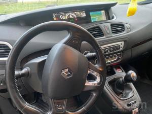 Grey Renault Grand Scenic 2013 in Riga, with an engine capacity of 1.50 L and mileage of 385 thousand km for 3500 €, photo 8 on AUTOMOTO.COM.LV