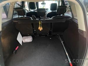 Grey Renault Grand Scenic 2013 in Riga, with an engine capacity of 1.50 L and mileage of 385 thousand km for 3500 €, photo 12 on AUTOMOTO.COM.LV