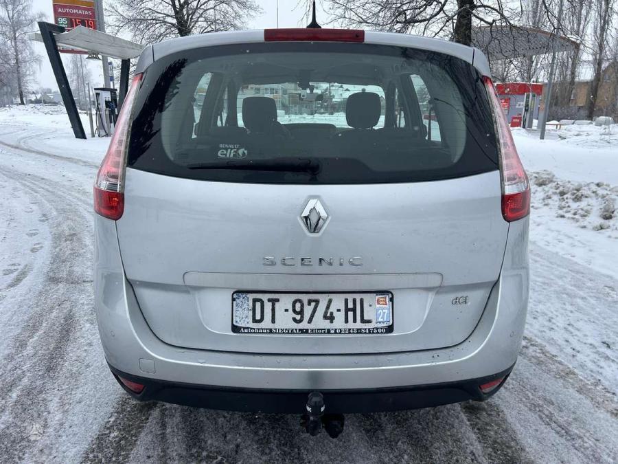 Pelēks Renault Grand Scenic 2014 Tauragė, ar dzinēja tilpumu 1.46 L un nobraukumu 245 tūkst. km par 4500 €, foto 5 vietnē AUTOMOTO.COM.LV