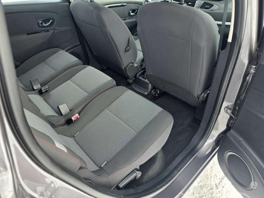 Grey Renault Grand Scenic 2014 in Marijampole, with an engine capacity of 1.46 L and mileage of 157 thousand km for 5200 €, photo 10 on AUTOMOTO.COM.LV