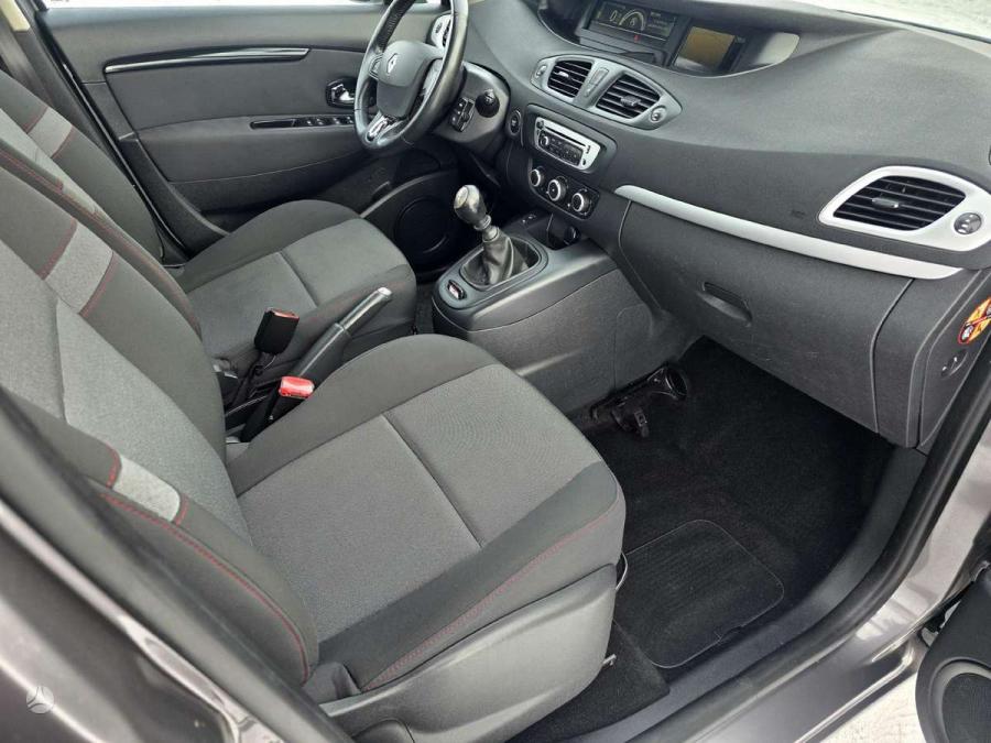 Grey Renault Grand Scenic 2014 in Marijampole, with an engine capacity of 1.46 L and mileage of 157 thousand km for 5200 €, photo 11 on AUTOMOTO.COM.LV
