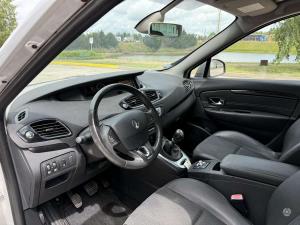 Pelēks Renault Grand Scenic 2014 Viļņa, ar dzinēja tilpumu 1.46 L un nobraukumu 209 tūkst. km par 5000 €, foto 14 vietnē AUTOMOTO.COM.LV