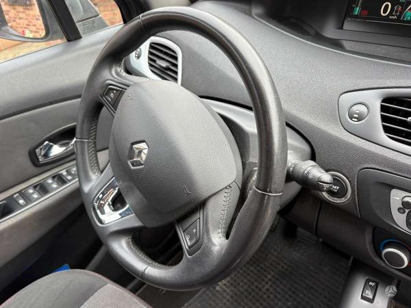 Grey Renault Grand Scenic 2014 in Klaipeda, with an engine capacity of 1.46 L and mileage of 250 thousand km for 3400 €, photo 7 on AUTOMOTO.COM.LV