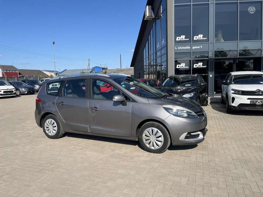 Grey Renault Grand Scenic 2014 in Taurage, with an engine capacity of 1.46 L and mileage of 198 thousand km for 4200 €, photo 1 on AUTOMOTO.COM.LV