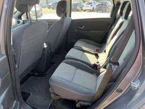 Grey Renault Grand Scenic 2014 in Taurage, with an engine capacity of 1.46 L and mileage of 198 thousand km for 4200 €, photo 18 on AUTOMOTO.COM.LV