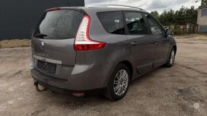Pelēks Renault Grand Scenic 2014 Tauragė, ar dzinēja tilpumu 1.46 L un nobraukumu 280 tūkst. km par 3300 €, foto 5 vietnē AUTOMOTO.COM.LV