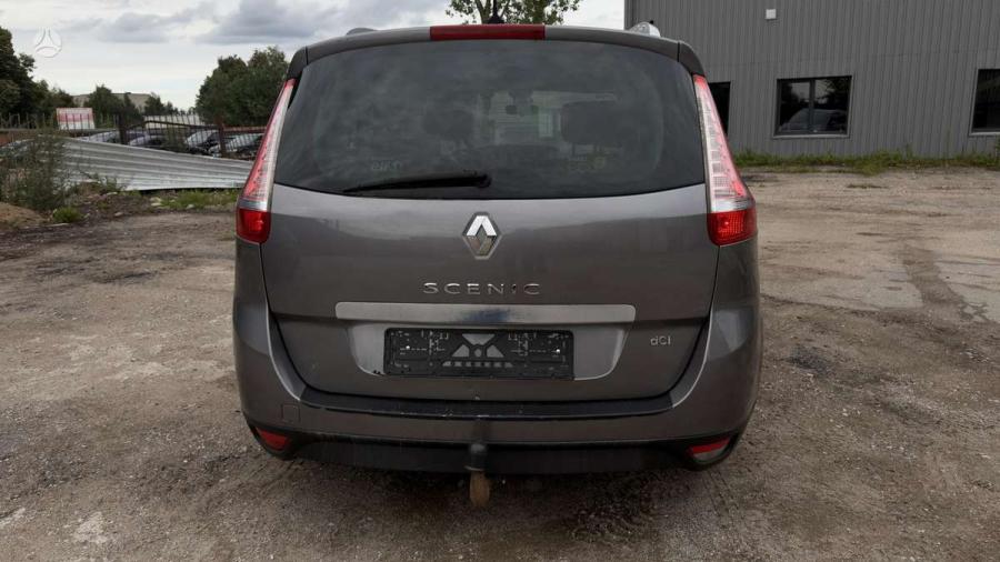 Pelēks Renault Grand Scenic 2014 Tauragė, ar dzinēja tilpumu 1.46 L un nobraukumu 280 tūkst. km par 3300 €, foto 6 vietnē AUTOMOTO.COM.LV