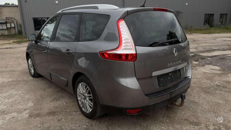 Pelēks Renault Grand Scenic 2014 Tauragė, ar dzinēja tilpumu 1.46 L un nobraukumu 280 tūkst. km par 3300 €, foto 7 vietnē AUTOMOTO.COM.LV