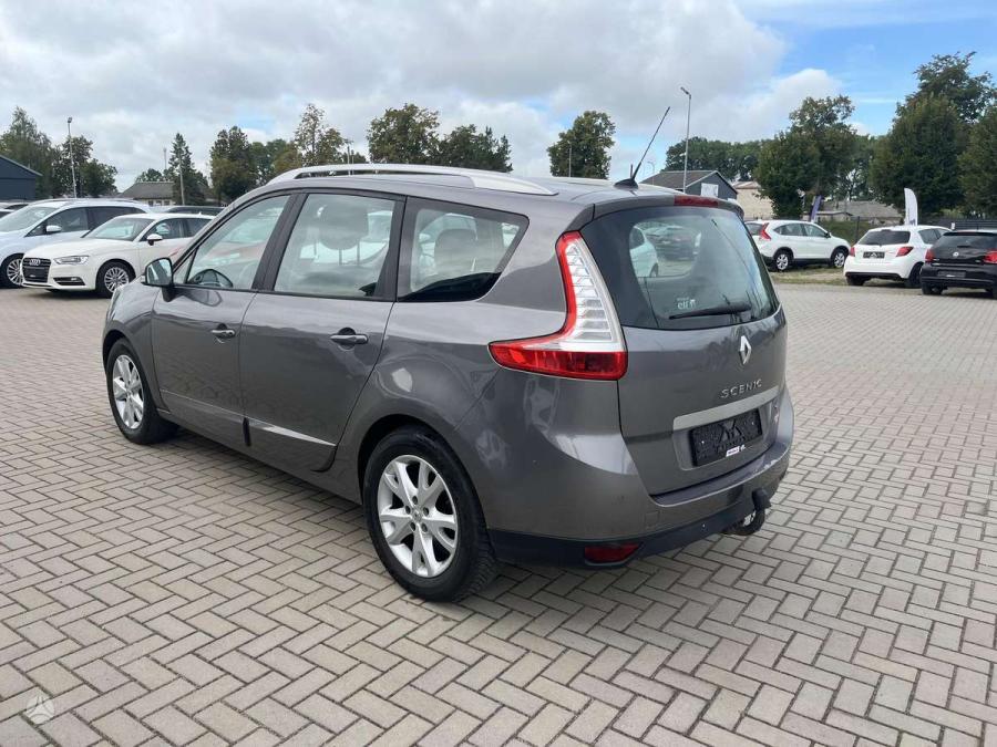 Pelēks Renault Grand Scenic 2014 Tauragė, ar dzinēja tilpumu 1.46 L un nobraukumu 198 tūkst. km par 4200 €, foto 13 vietnē AUTOMOTO.COM.LV