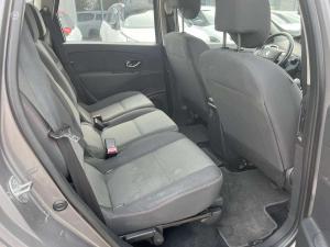 Pelēks Renault Grand Scenic 2014 Tauragė, ar dzinēja tilpumu 1.46 L un nobraukumu 198 tūkst. km par 4200 €, foto 24 vietnē AUTOMOTO.COM.LV