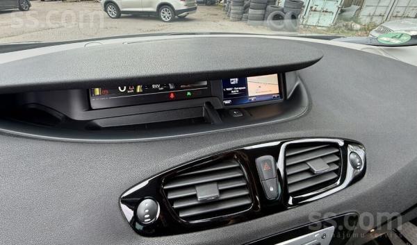Pelēks Renault Grand Scenic 2014 Rīga, ar dzinēja tilpumu 1.50 L un nobraukumu 0 tūkst. km par 5990 €, foto 11 vietnē AUTOMOTO.COM.LV