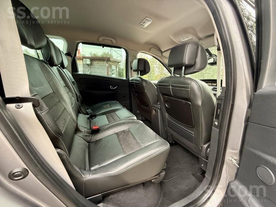 Pelēks Renault Grand Scenic 2014 Rīga, ar dzinēja tilpumu 1.50 L un nobraukumu 0 tūkst. km par 5990 €, foto 25 vietnē AUTOMOTO.COM.LV