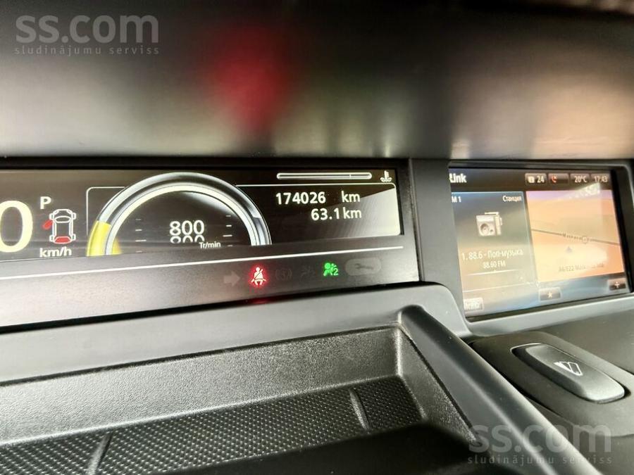 Pelēks Renault Grand Scenic 2014 Rīga, ar dzinēja tilpumu 1.50 L un nobraukumu 0 tūkst. km par 5990 €, foto 35 vietnē AUTOMOTO.COM.LV