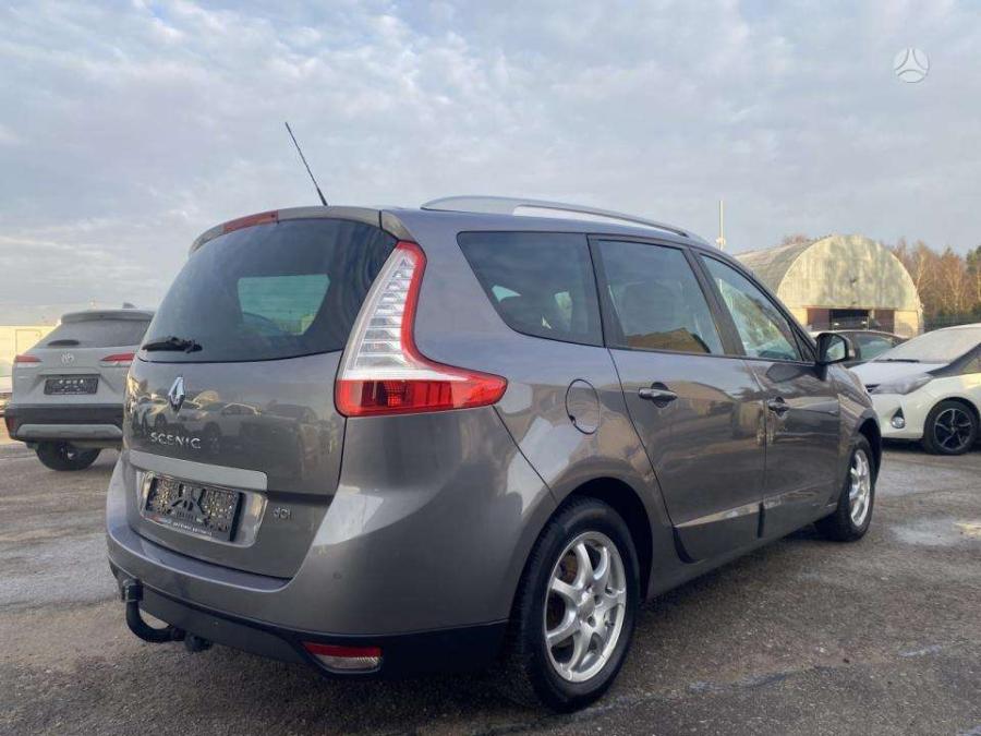 Pelēks Renault Grand Scenic 2015 Radviliškis, ar dzinēja tilpumu 1.46 L un nobraukumu 332 tūkst. km par 5750 €, foto 3 vietnē AUTOMOTO.COM.LV