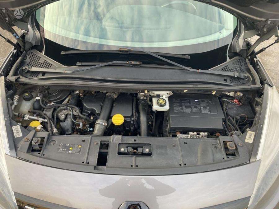Pelēks Renault Grand Scenic 2015 Radviliškis, ar dzinēja tilpumu 1.46 L un nobraukumu 332 tūkst. km par 5750 €, foto 18 vietnē AUTOMOTO.COM.LV