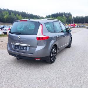 Pelēks Renault Grand Scenic 2015 Viļņa, ar dzinēja tilpumu 1.20 L un nobraukumu 125 tūkst. km par 5700 €, foto 7 vietnē AUTOMOTO.COM.LV