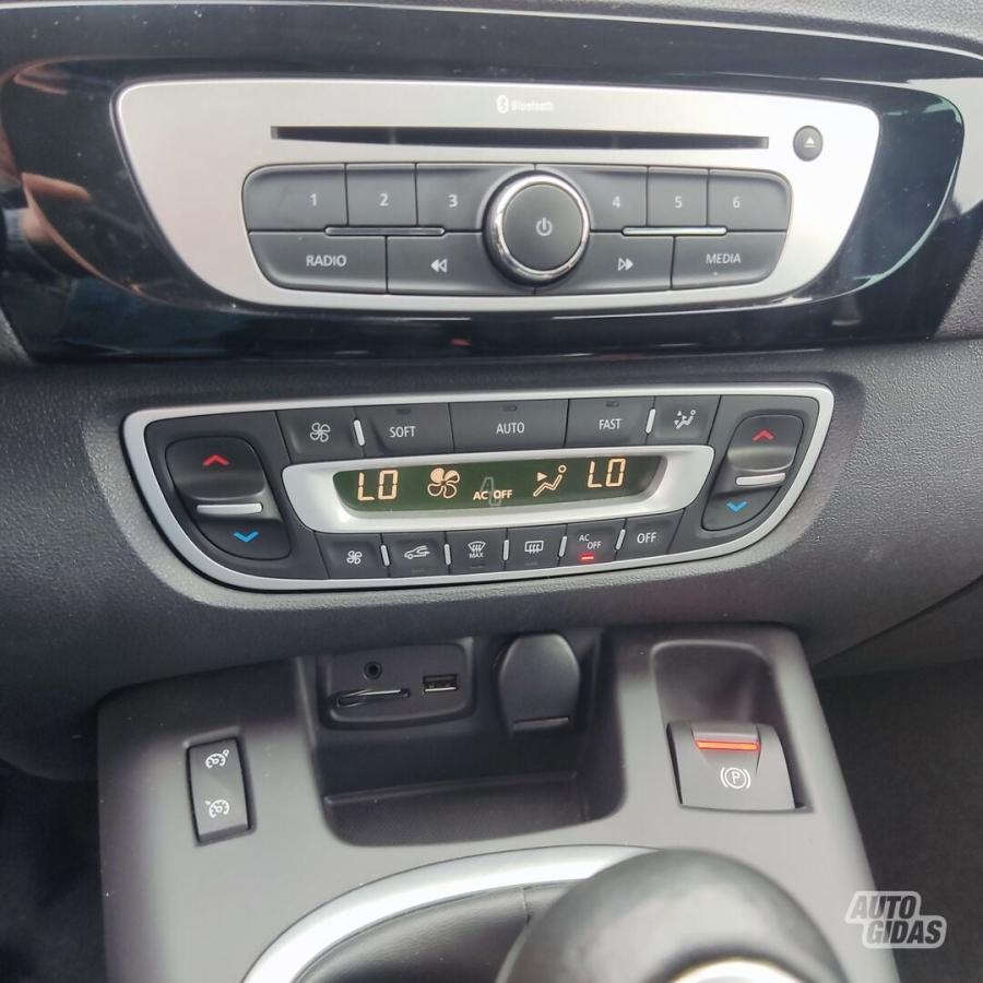 Pelēks Renault Grand Scenic 2015 Viļņa, ar dzinēja tilpumu 1.20 L un nobraukumu 125 tūkst. km par 5700 €, foto 17 vietnē AUTOMOTO.COM.LV