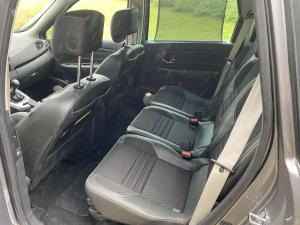 Pelēks Renault Grand Scenic 2015 Viļņa, ar dzinēja tilpumu 1.20 L un nobraukumu 99 tūkst. km par 5650 €, foto 17 vietnē AUTOMOTO.COM.LV