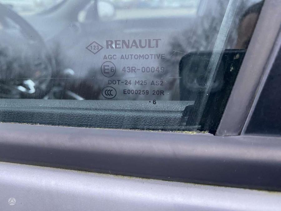 Grey Renault Grand Scenic 2016 in Marijampole, with an engine capacity of 1.46 L and mileage of 232 thousand km for 5400 €, photo 8 on AUTOMOTO.COM.LV