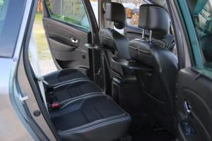 Grey Renault Grand Scenic 2016 in Riga, with an engine capacity of 1.60 L and mileage of 109 thousand km for 6990 €, photo 17 on AUTOMOTO.COM.LV