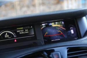 Grey Renault Grand Scenic 2016 in Riga, with an engine capacity of 1.60 L and mileage of 109 thousand km for 6990 €, photo 21 on AUTOMOTO.COM.LV
