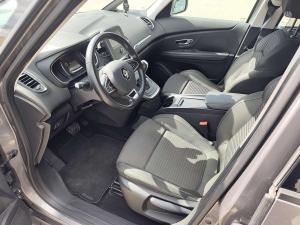 Grey Renault Grand Scenic 2016 in Kaunas, with an engine capacity of 1.46 L and mileage of 205 thousand km for 7999 €, photo 8 on AUTOMOTO.COM.LV