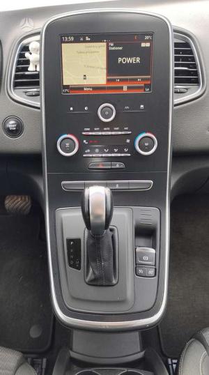 Grey Renault Grand Scenic 2016 in Kaunas, with an engine capacity of 1.46 L and mileage of 205 thousand km for 7999 €, photo 10 on AUTOMOTO.COM.LV