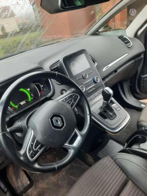 Grey Renault Grand Scenic 2017 in Kaunas, with an engine capacity of 1.46 L and mileage of 241 thousand km for 9950 €, photo 9 on AUTOMOTO.COM.LV