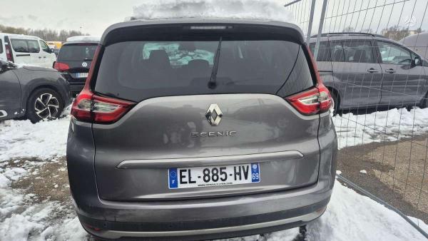 Grey Renault Grand Scenic 2017 in Marijampole, with an engine capacity of 1.20 L and mileage of 142 thousand km for 10267 €, photo 3 on AUTOMOTO.COM.LV