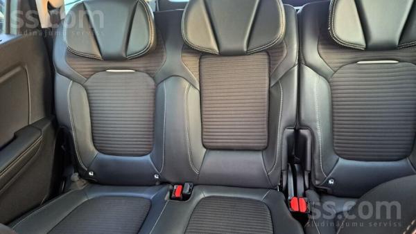 Grey Renault Grand Scenic 2017 in Riga, with an engine capacity of 1.60 L and mileage of 147 thousand km for 10100 €, photo 8 on AUTOMOTO.COM.LV